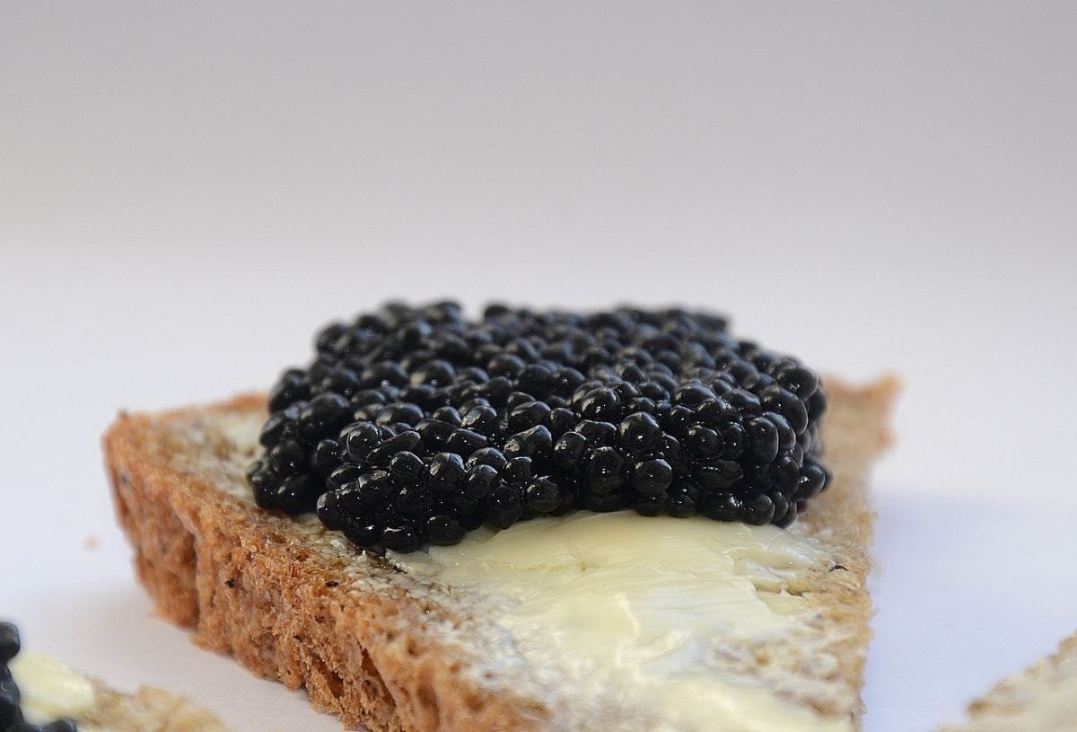 5 Dicas para Preparar e Servir Caviar